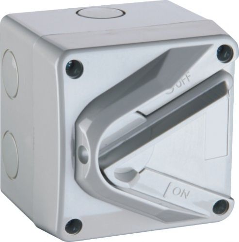 Buy 1P 16A MINI ISOLATOR SWITCH UKFM116 1 Online | NES Electrical Supplies